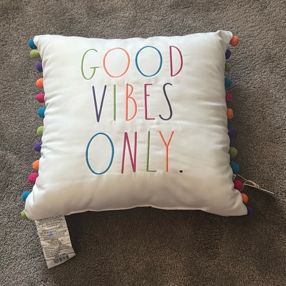 Rae Dunn | Accents | Rae Dunn By Enchante Good Vibes Only Pom Pom ...